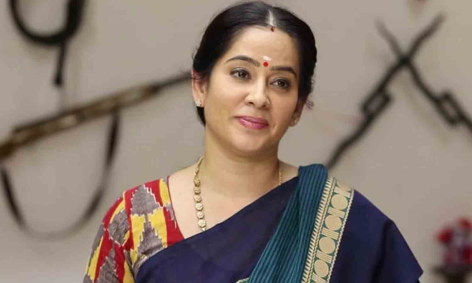 போட்டோவ மார்பிங் செய்து வெளிய விடுவோம்னு மிரட்டுராங்க.. கதறி அழுத சீரியல் நடிகை | Tamil cinema ...