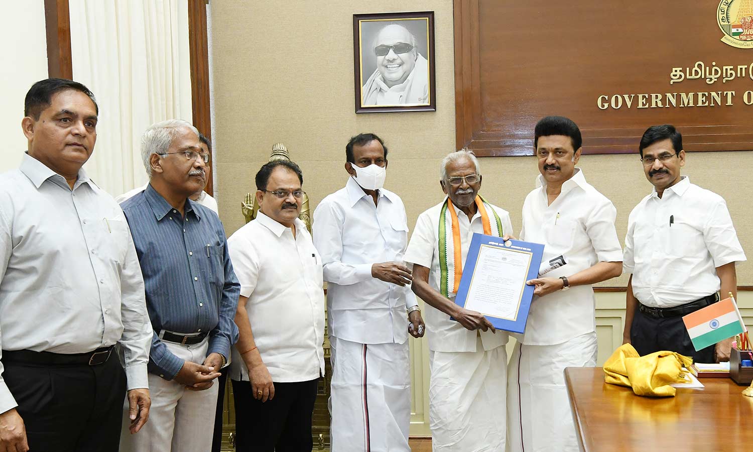 குமரி அனந்தனுக்கு அரசு வீடு ஒதுக்கீடு: முதலமைச்சர் மு.க.ஸ்டாலின் அரசாணை ...